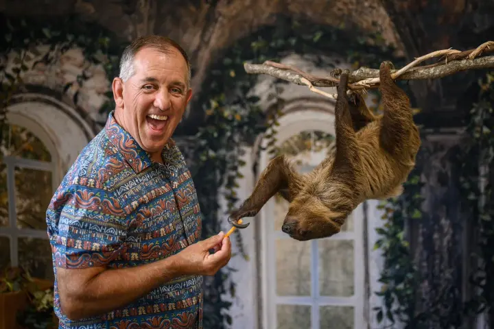 Sloth Encounter in Ohio | Paws and Claws Encounters